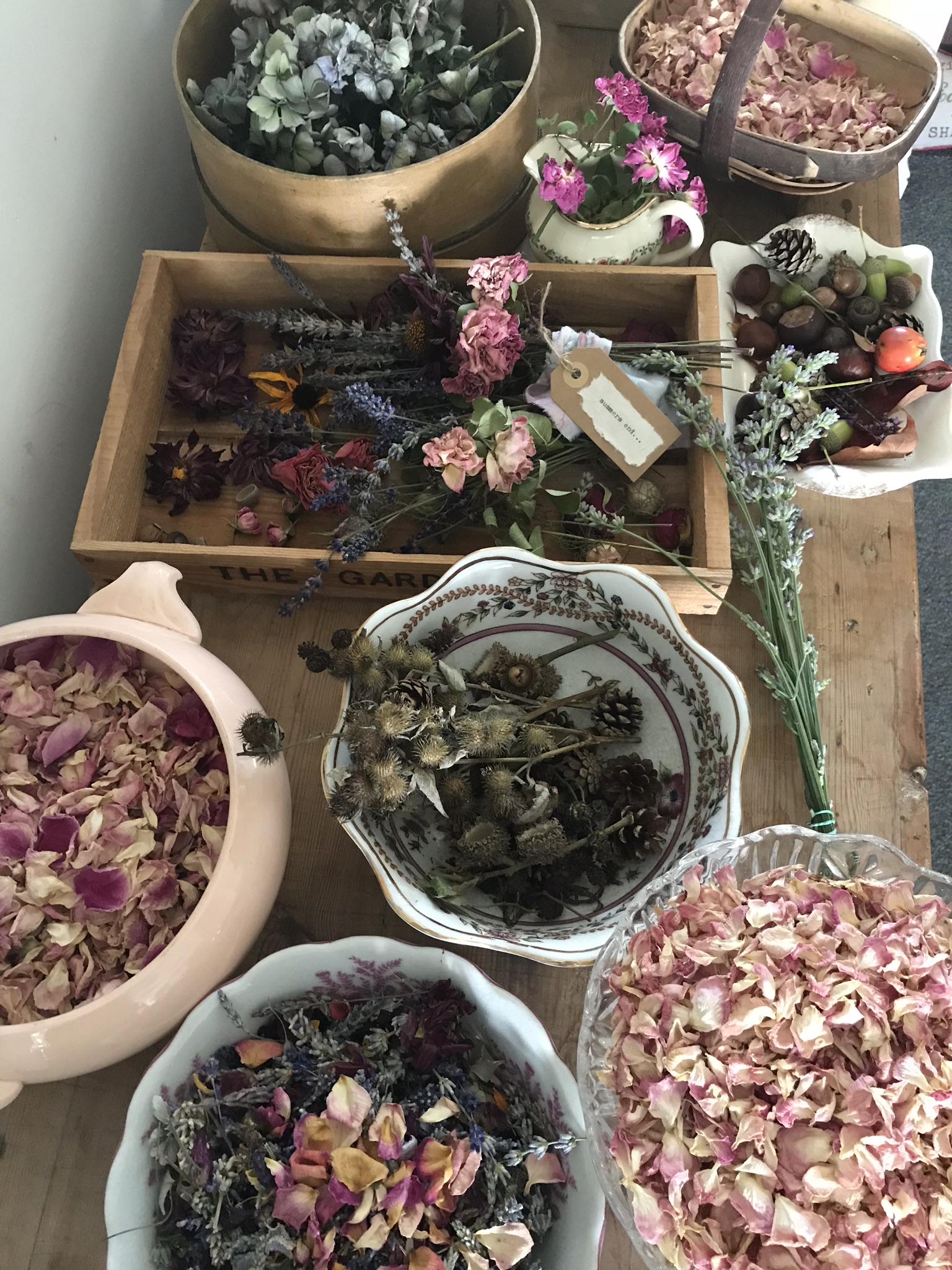 Dried Flower Crafts - three ways to preserve your gardens beauty